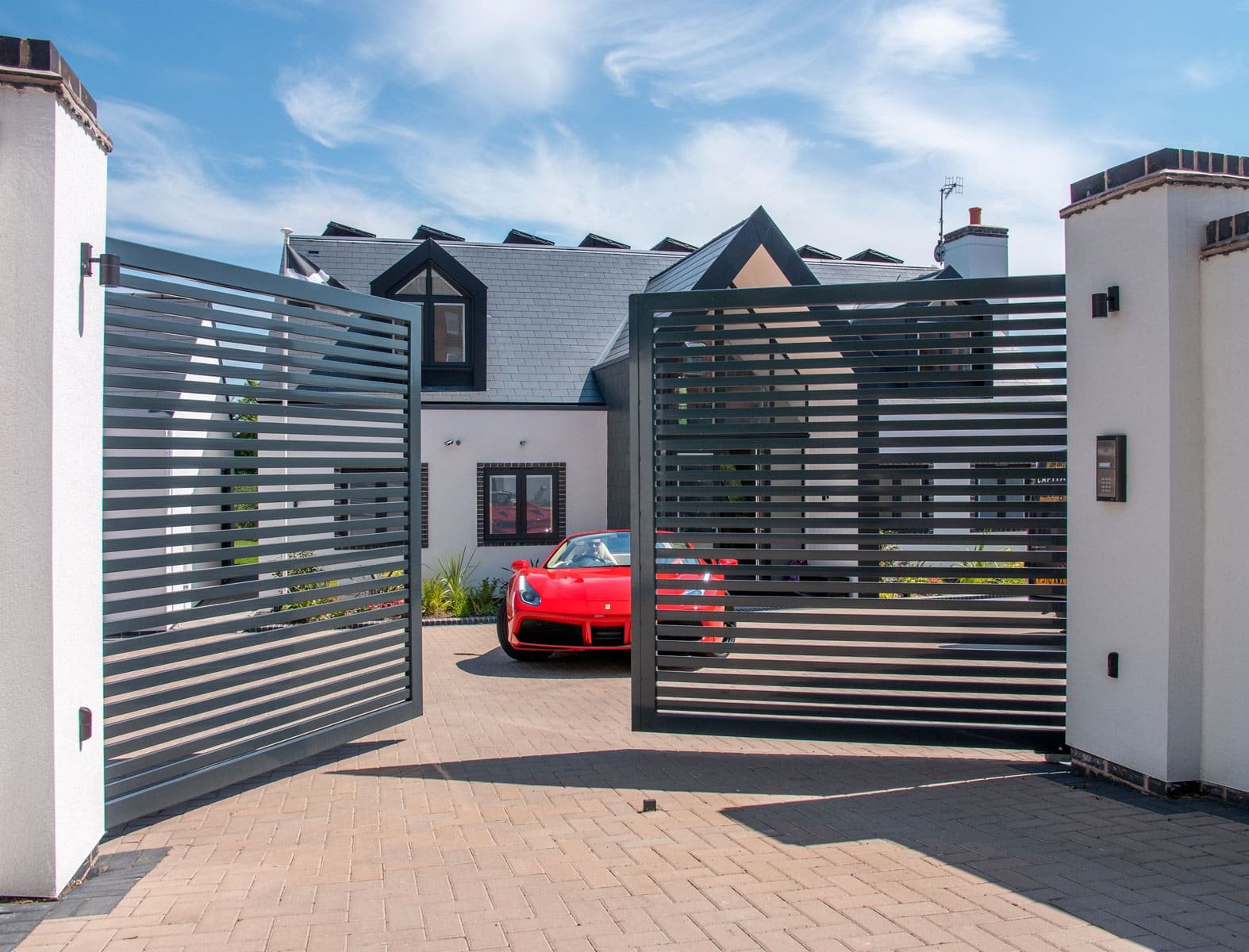 Electric Gates Leamington Spa - Experts in Automatic Gates - Electric ...
